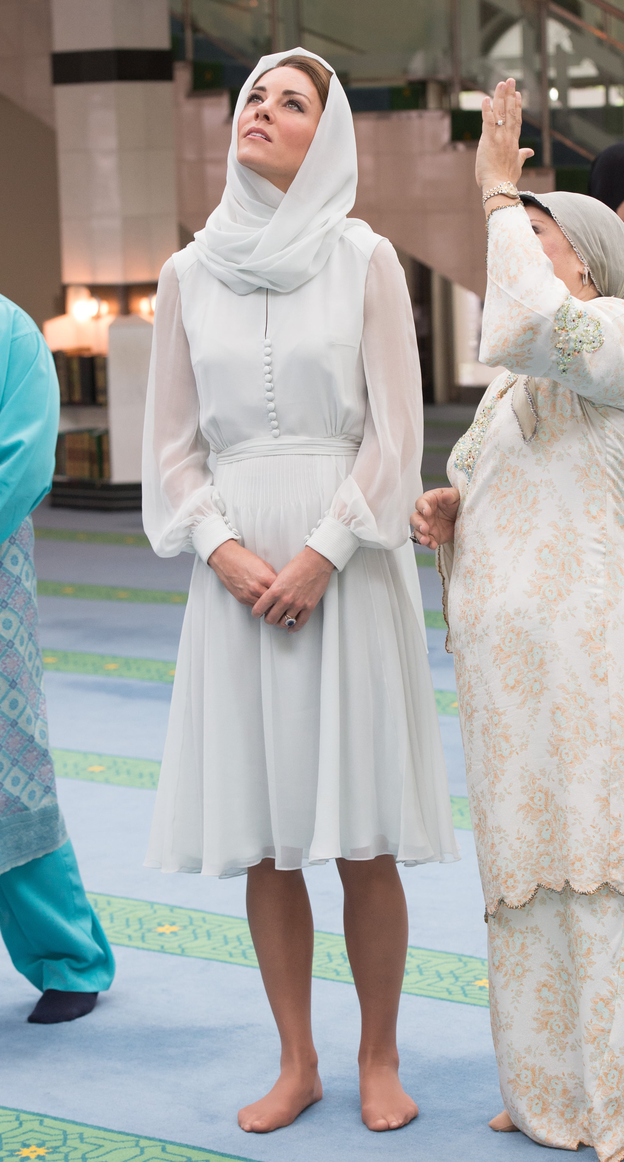 Kate Middleton Feet Mosque