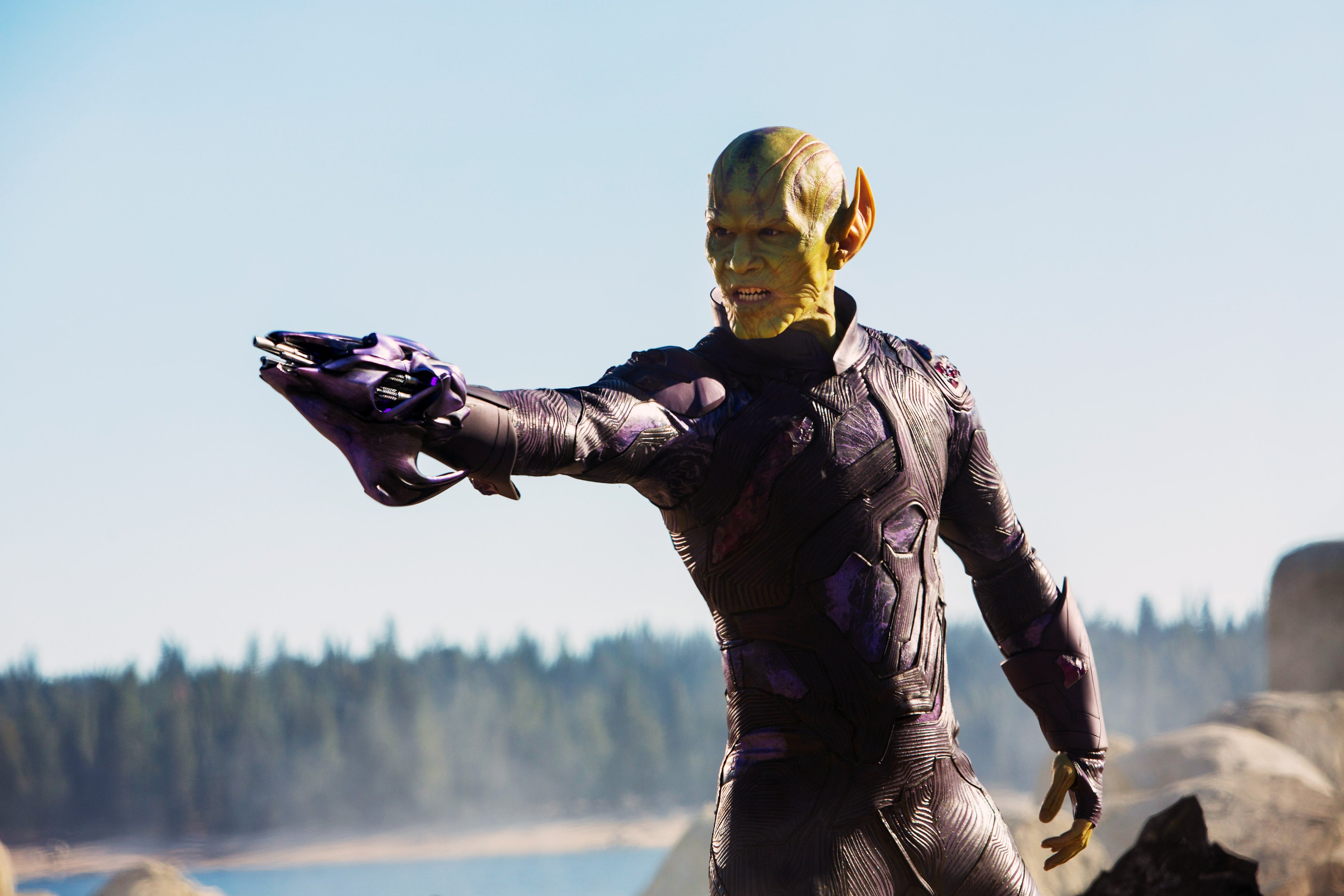 Who Plays Talos in Captain Marvel? | POPSUGAR Entertainment