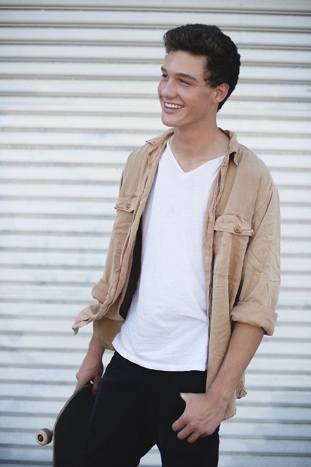 Kendall Jenner and Gigi Hadid Discover Model John Economou | POPSUGAR ...