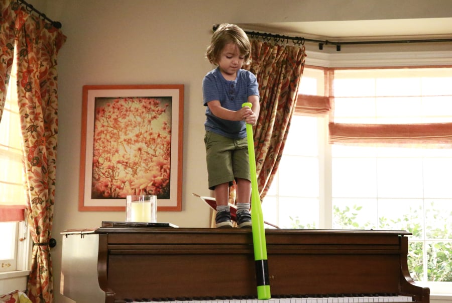Modern Family Season 7 Premiere Pictures | POPSUGAR Entertainment