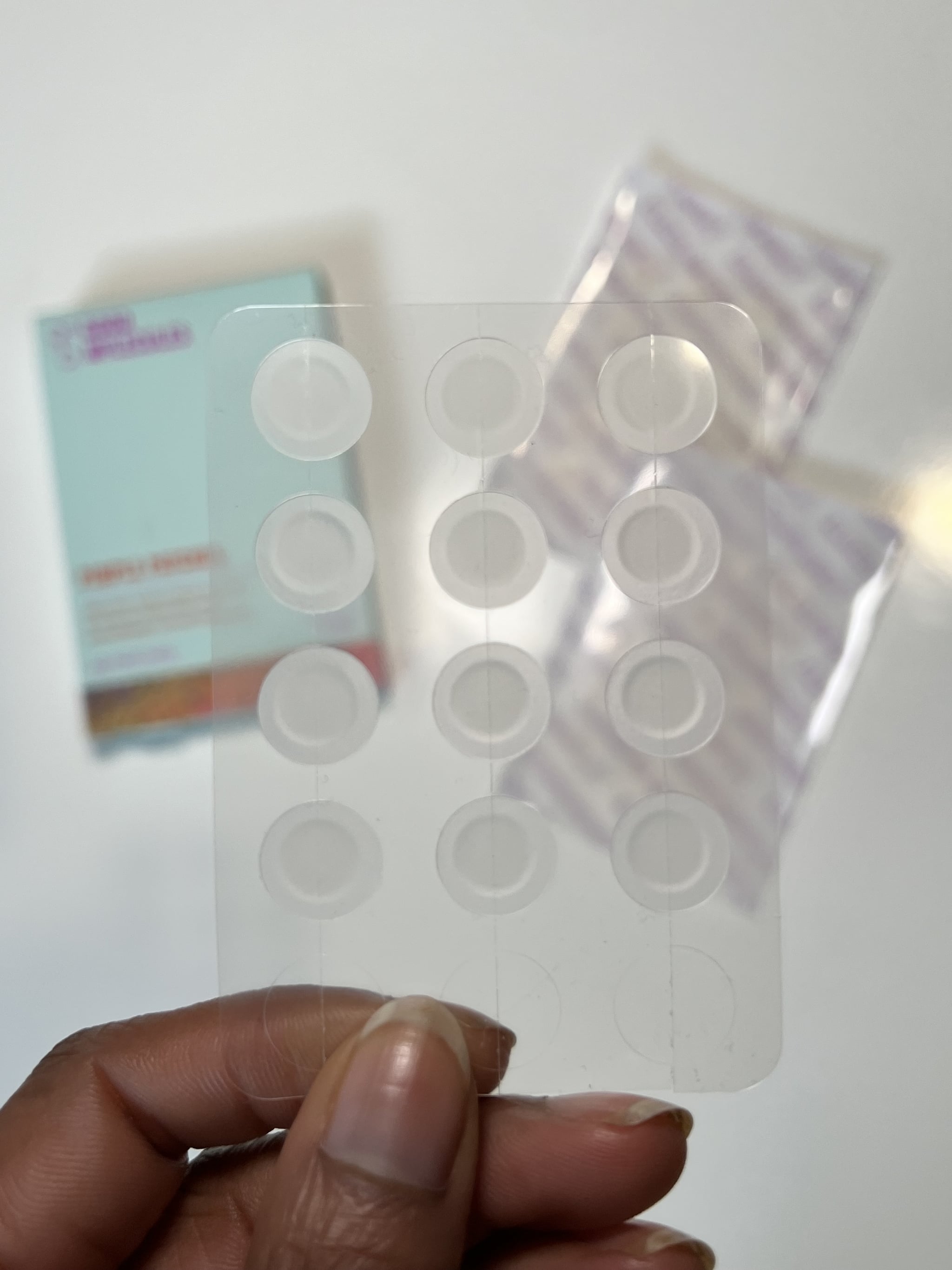 Good Molecules Pimple Patch Review With Photos | POPSUGAR Beauty UK