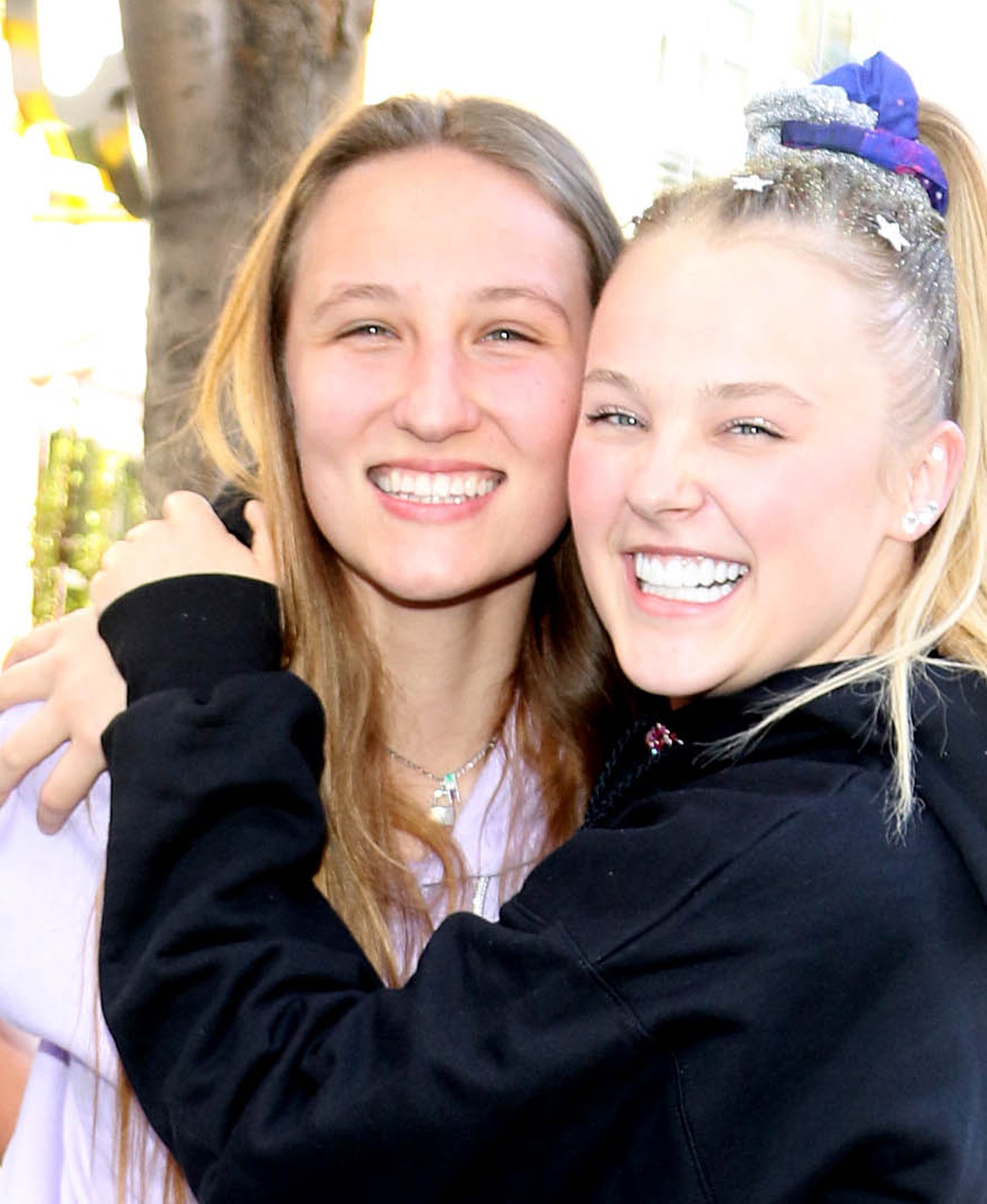 JoJo Siwa and Kylie Prew Went on a Paddleboarding Date | POPSUGAR Celebrity