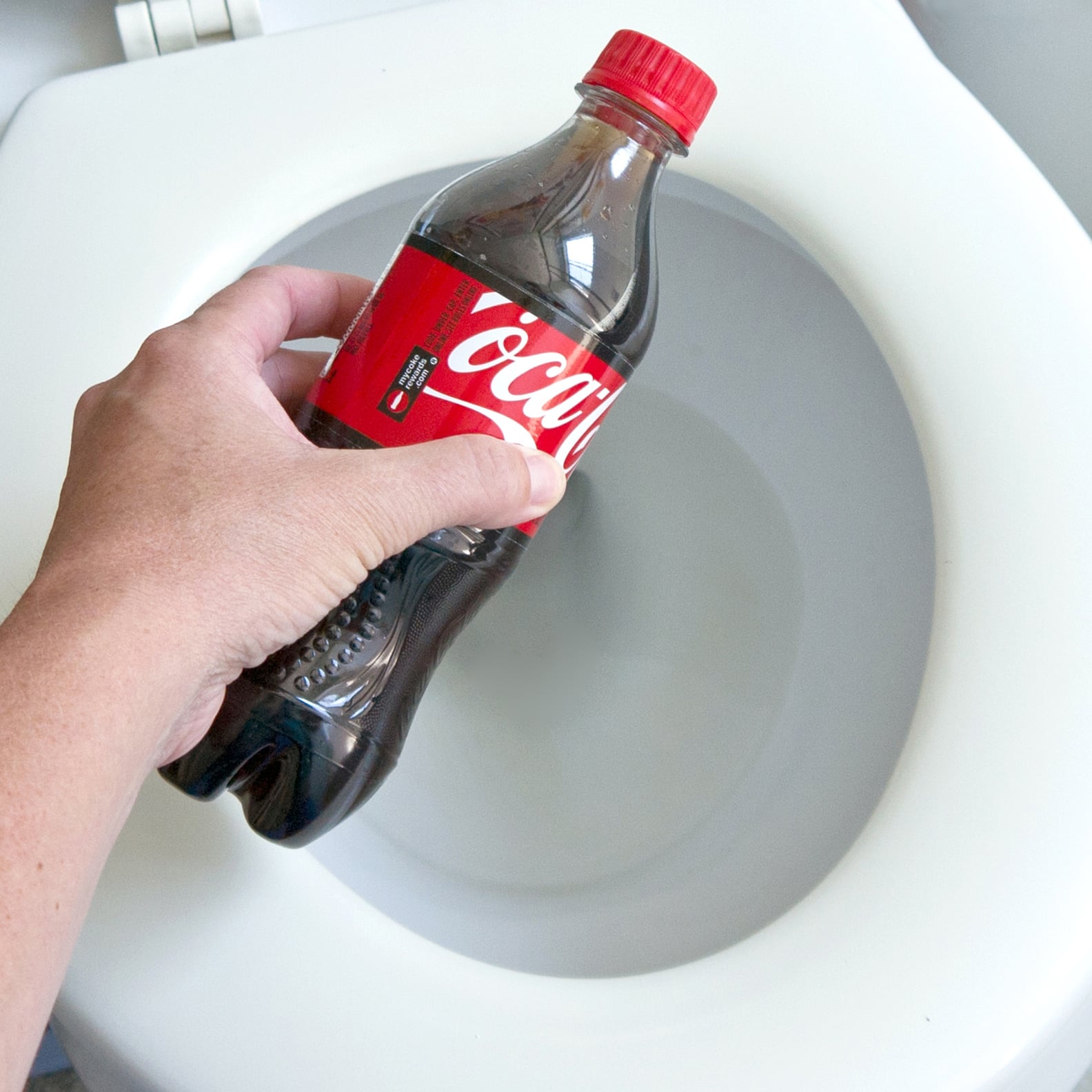 Clean Your Toilet With Cola | PS Smart Living