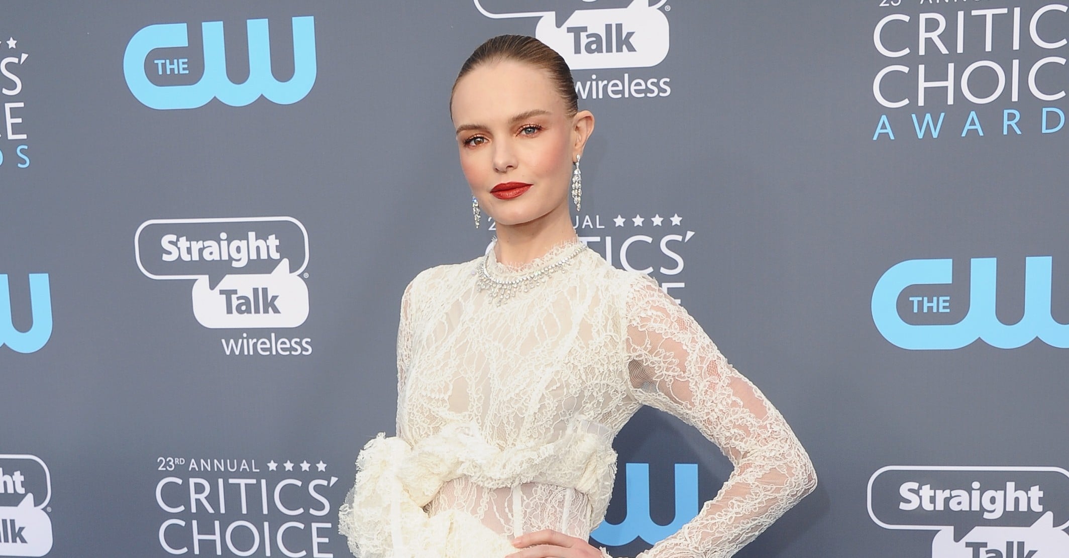 Kate Bosworth's Makeup at Critics' Choice Awards 2018 | PS Beauty