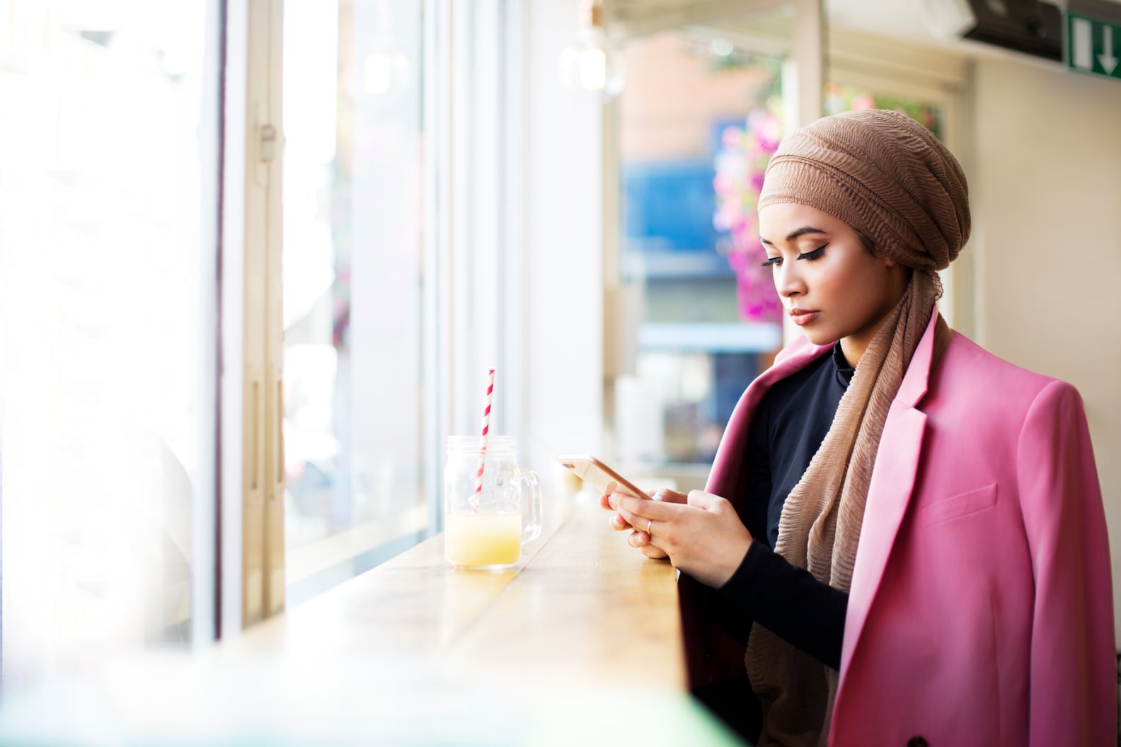 12 Therapist-Approved Ways to Manage Coronavirus Anxiety | PS Fitness