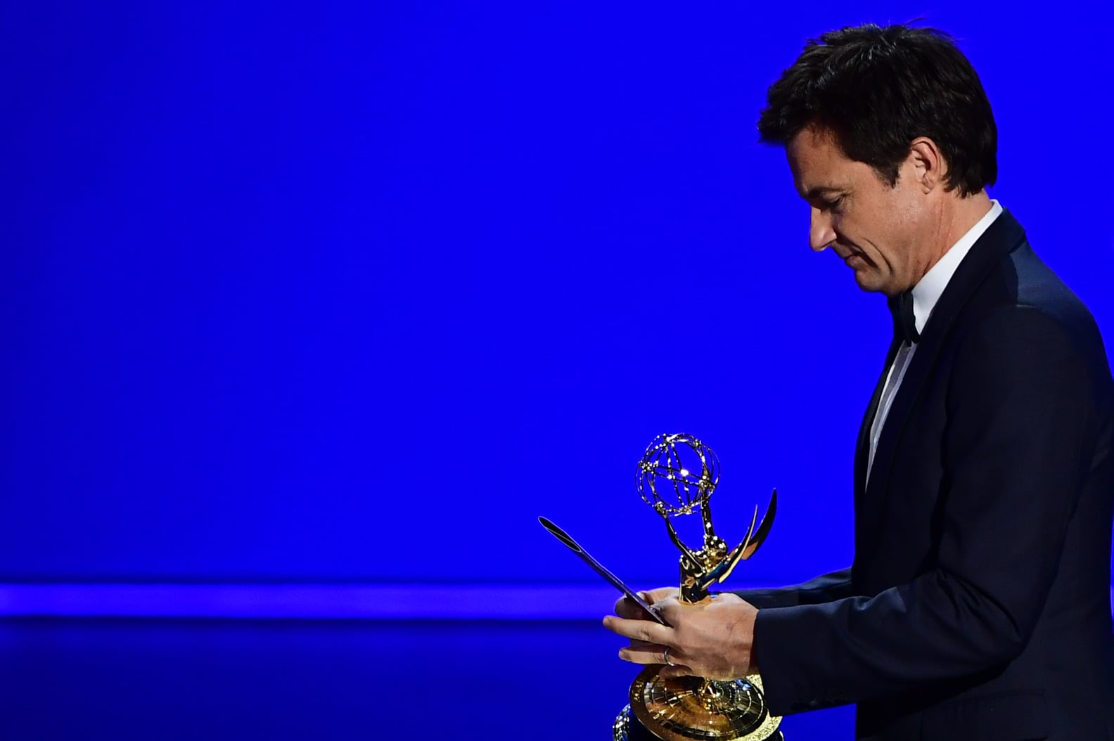 Jason Bateman's Reaction to His Emmys Win Becomes a Meme | PS Celebrity