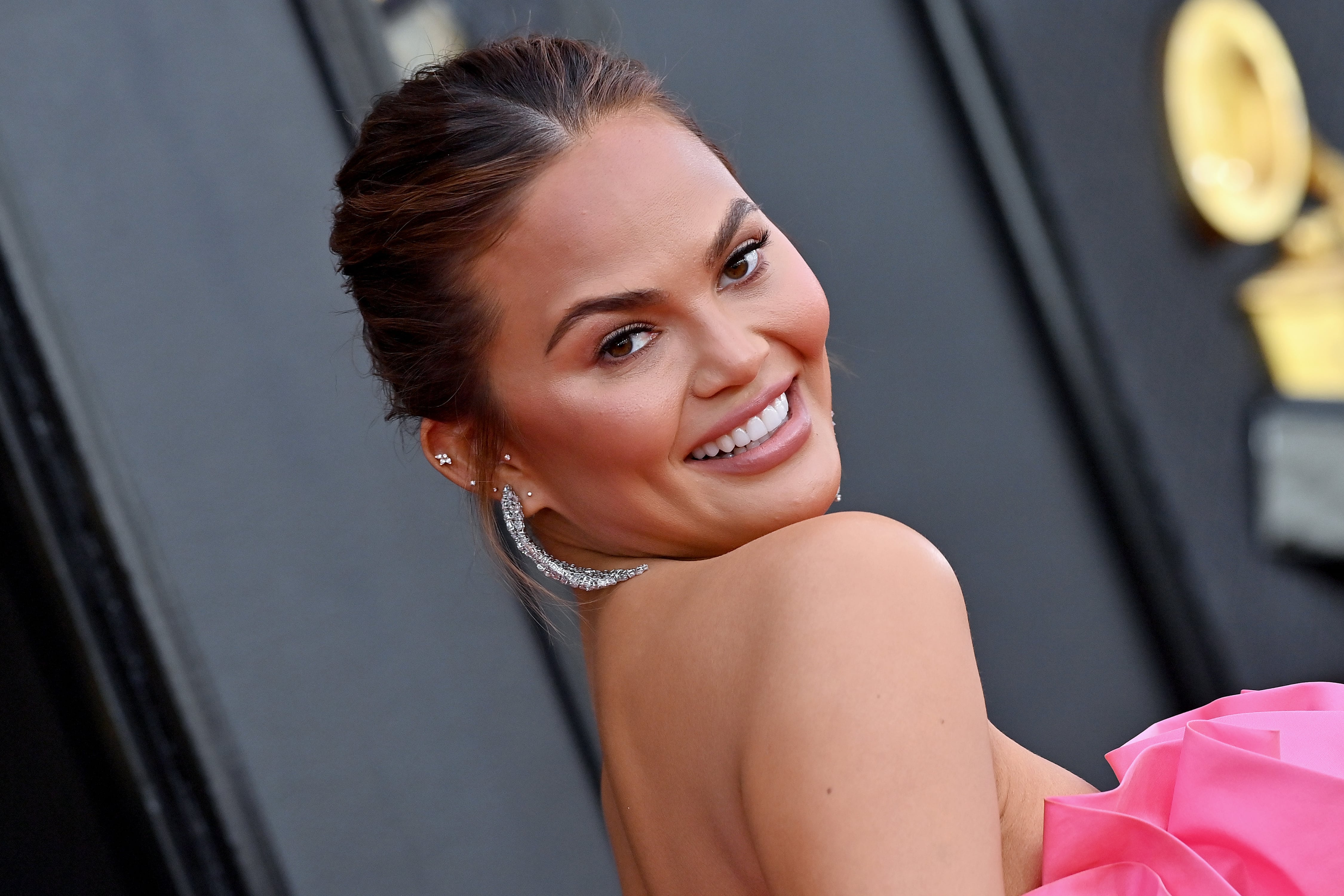 Chrissy Teigen Reveals Auburn Red Hair Color on Instagram | POPSUGAR Beauty