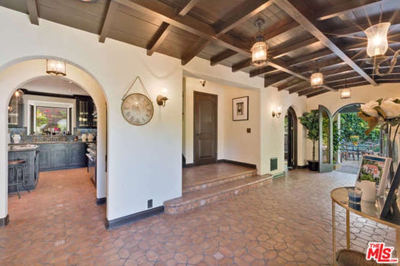 Charlie Hunnam Buys New House in Los Angeles | PS Home