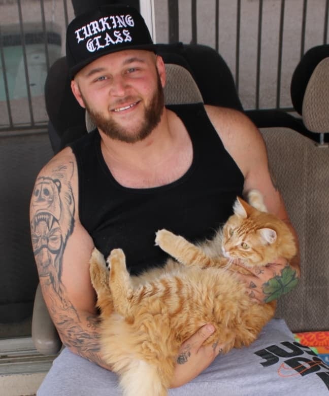 How a Cat Helped a Man Through Drug Addiction and Recovery | PS Pets