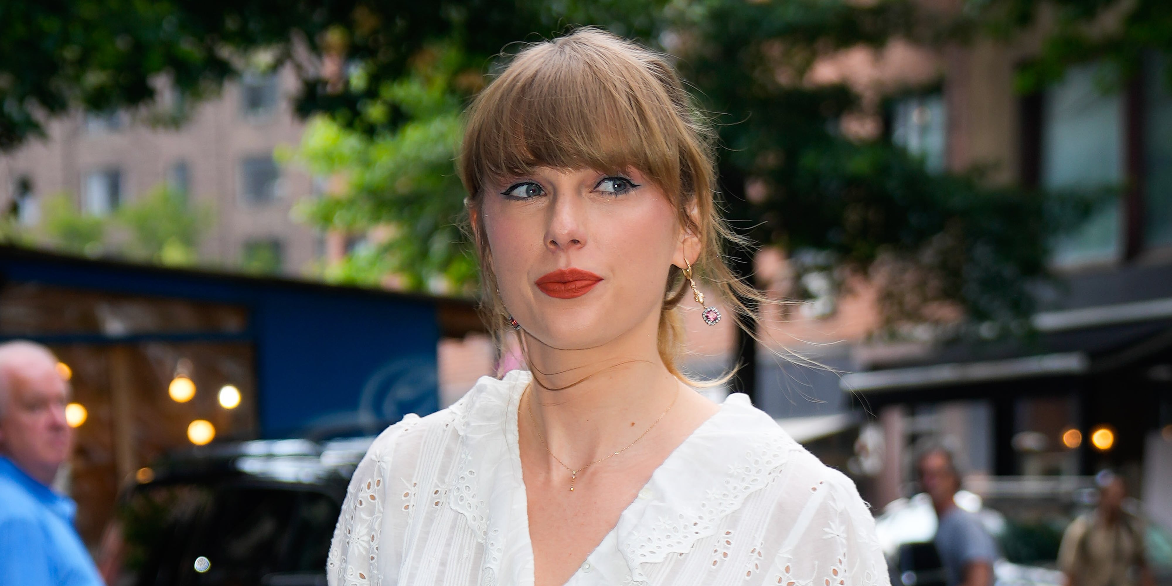 Shop Taylor Swift's Denim Wrap Skort From Free People Here | POPSUGAR ...
