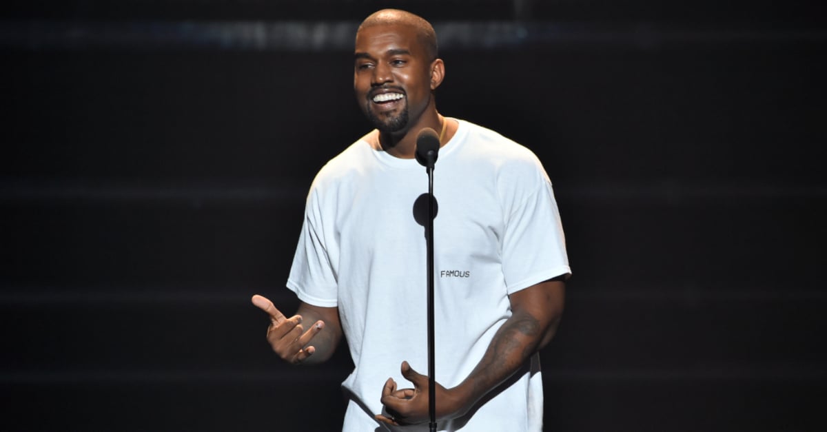 Kanye West at the 2016 MTV Video Music Awards | PS Celebrity
