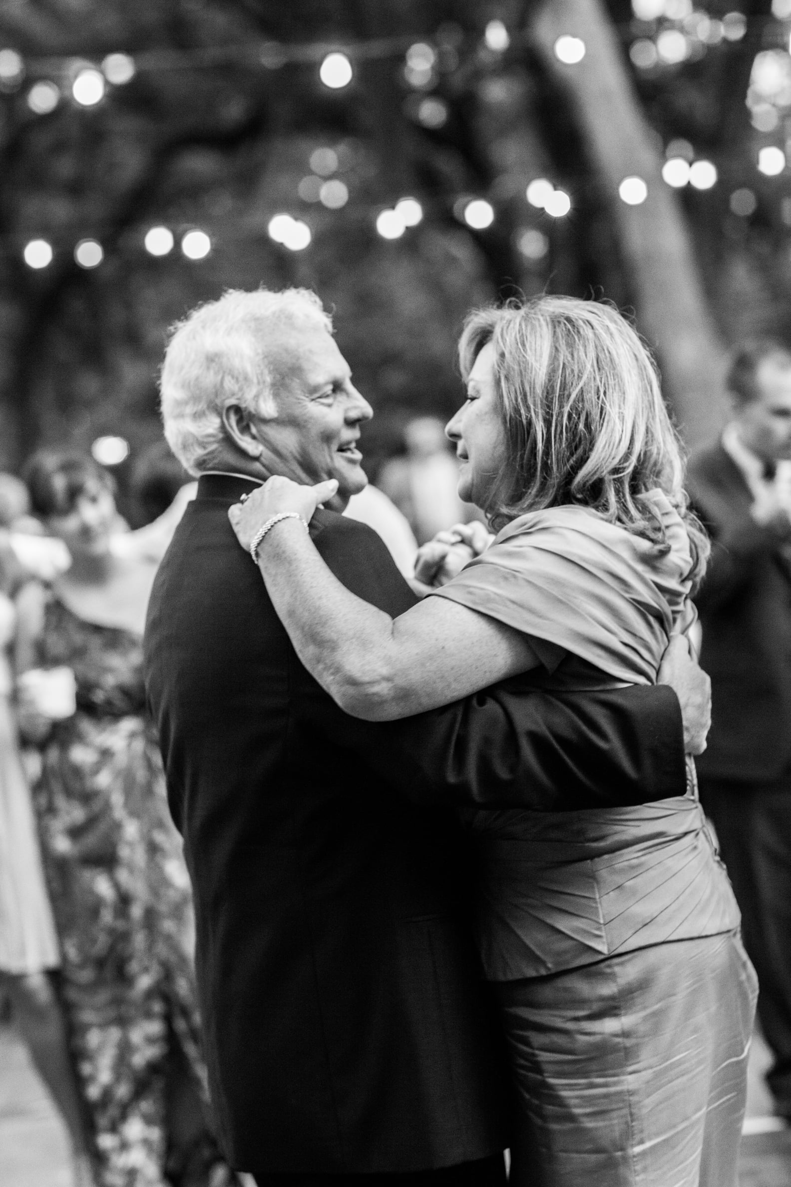 Outdoor Napa Summer Wedding Pictures | PS Love