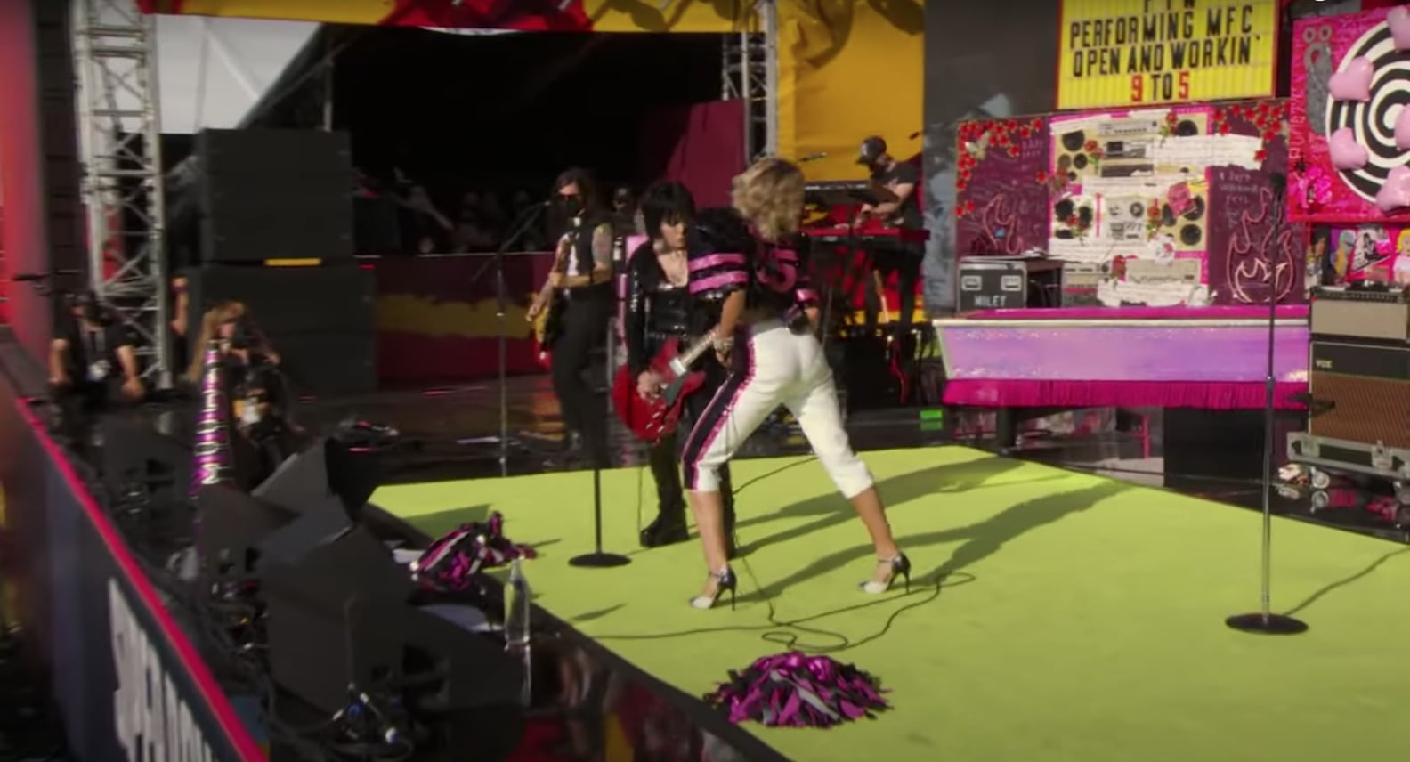 See Miley Cyrus's Super Bowl Pregame Cheerleader Outfit | PS Fashion