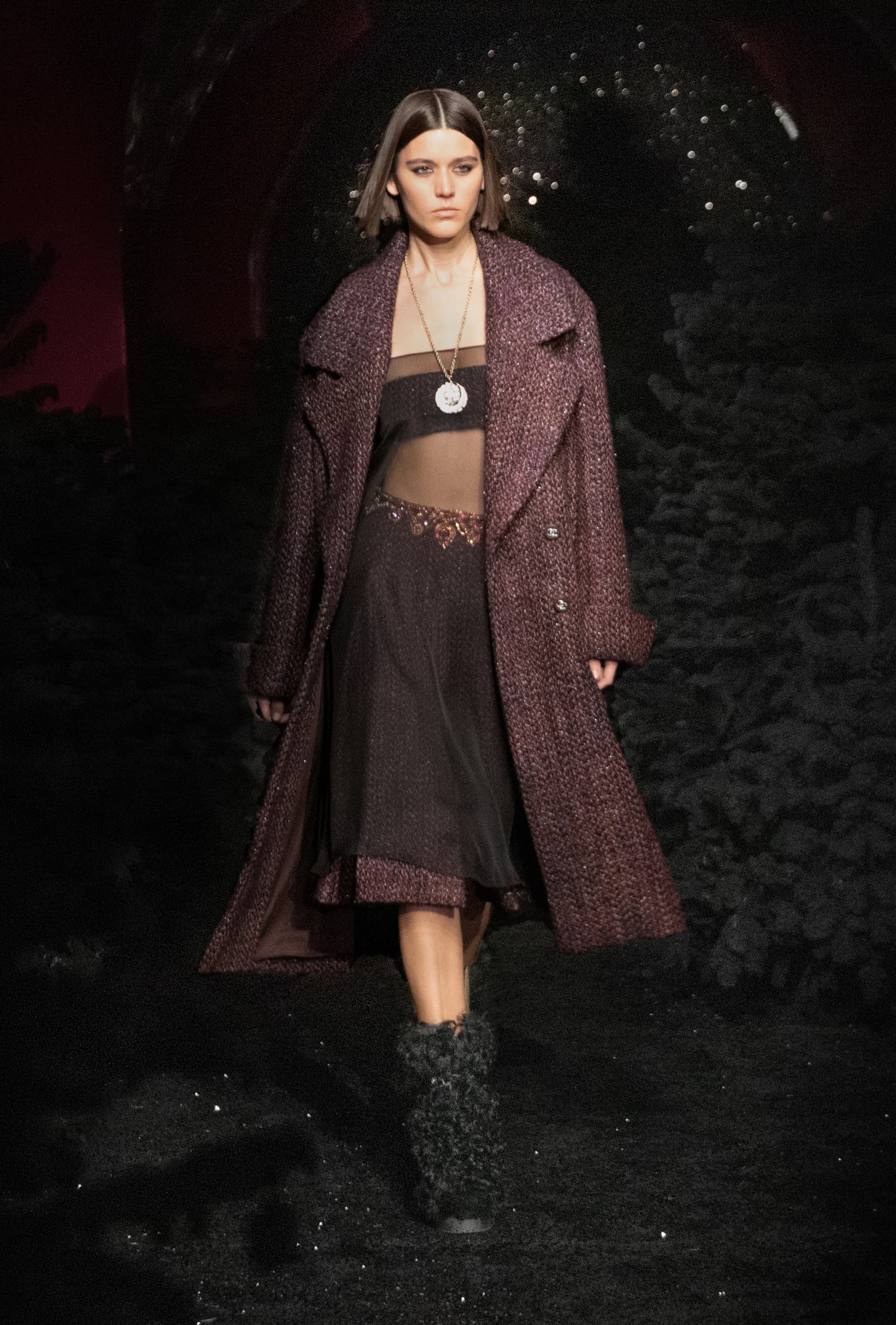 Chanel's Fall Collection Is a Mix of Ski Wear and '70s Cool | PS Fashion