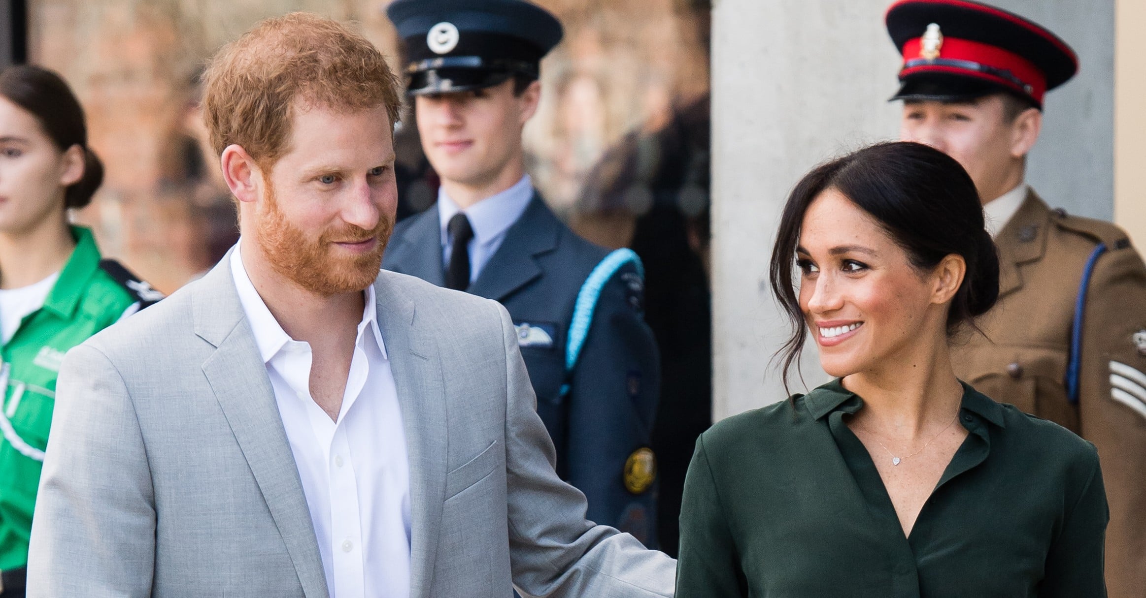 Prince Harry Kisses Female Fan's Hand in Brighton 2018 | PS Celebrity