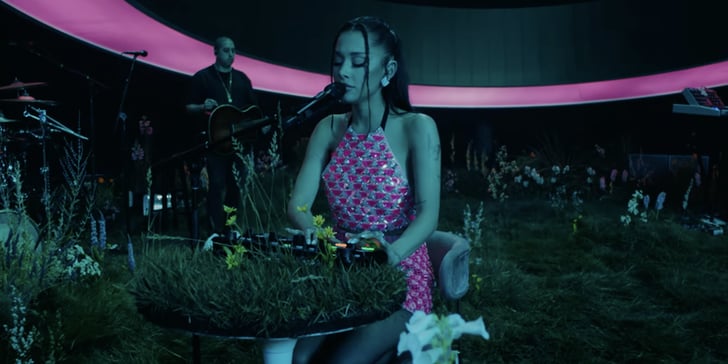 Watch Ariana Grande's Vevo Live Performances | Videos | POPSUGAR ...