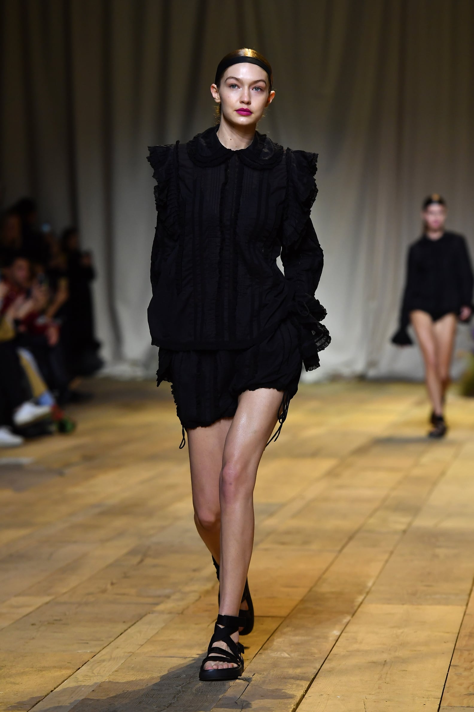 H&M Spring 2017 See Now Buy Now Runway Show | PS Fashion