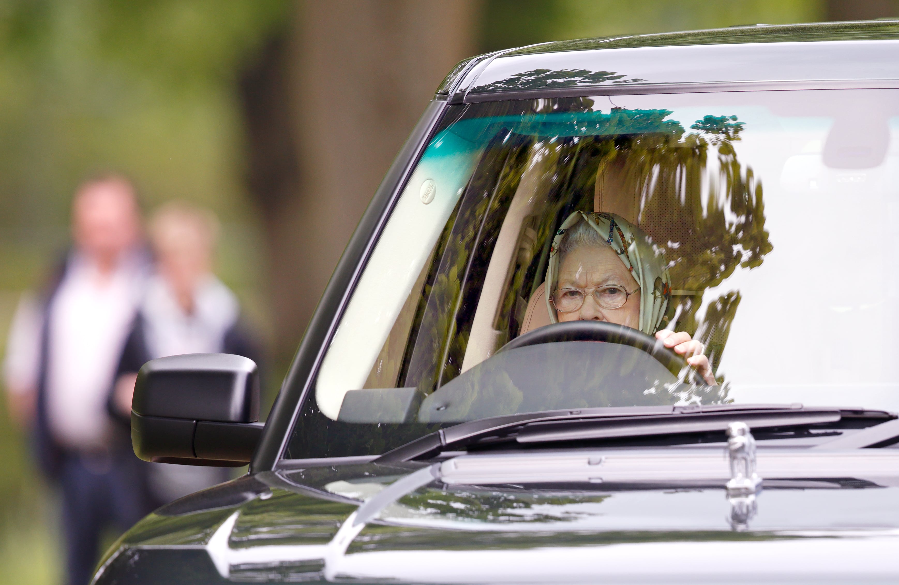 Queen Elizabeth II Driving Photos May 2017 | PS Celebrity