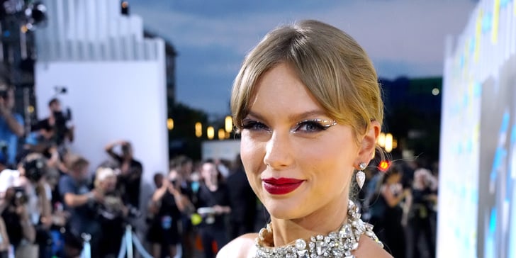Taylor Swift MTV VMAs 2022: Photos | POPSUGAR Entertainment UK