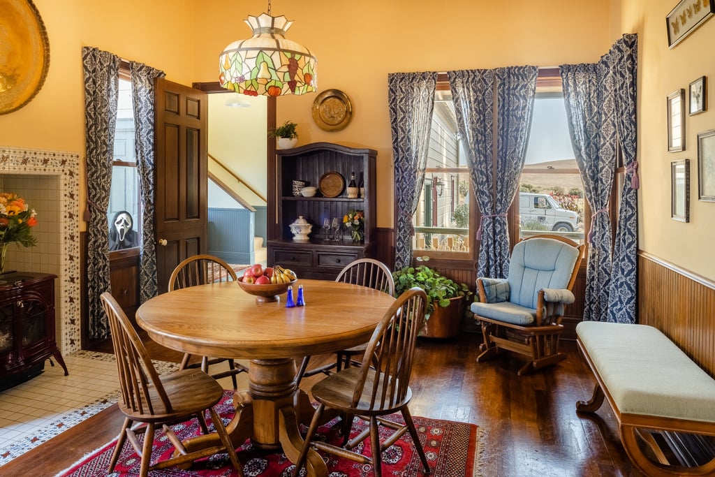 The House From the First Scream Film Is Available on Airbnb | POPSUGAR ...