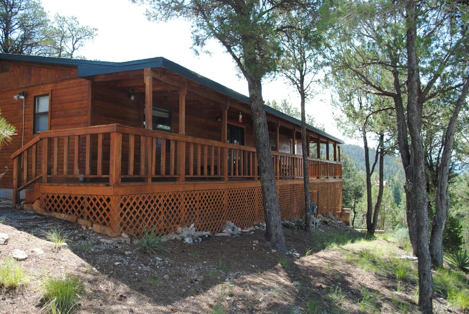 35 Charming Remote Cabin Rentals Across the US | PS Smart Living