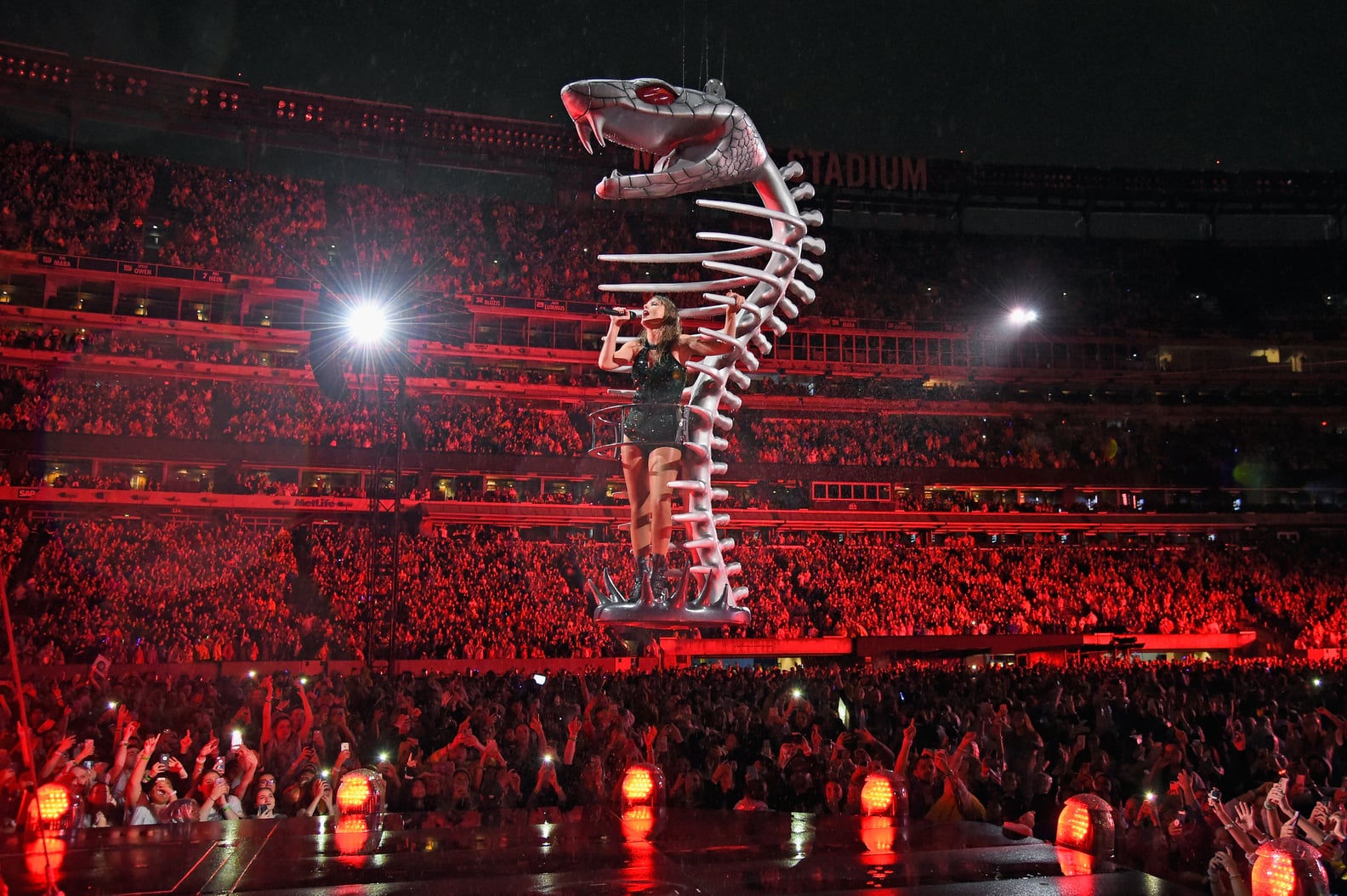 Best Moments From Taylor Swift's Reputation Tour | POPSUGAR Entertainment