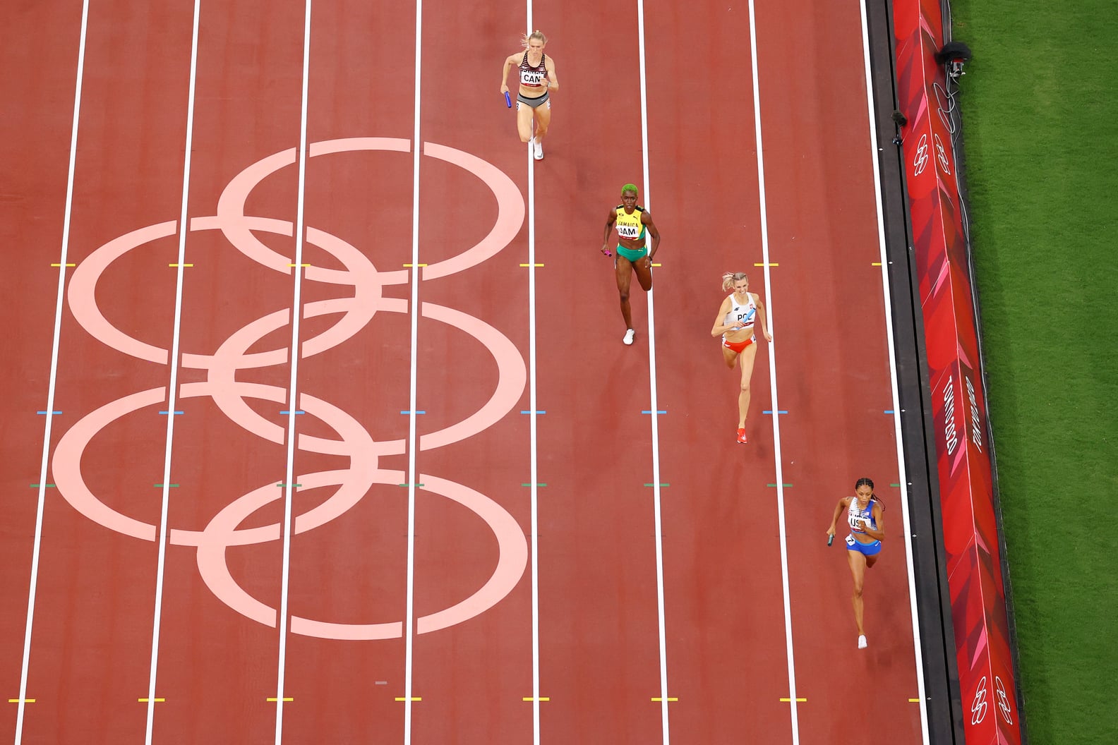 Team USA Wins Gold in Women's 4x400m Relay at 2021 Olympics | PS Fitness