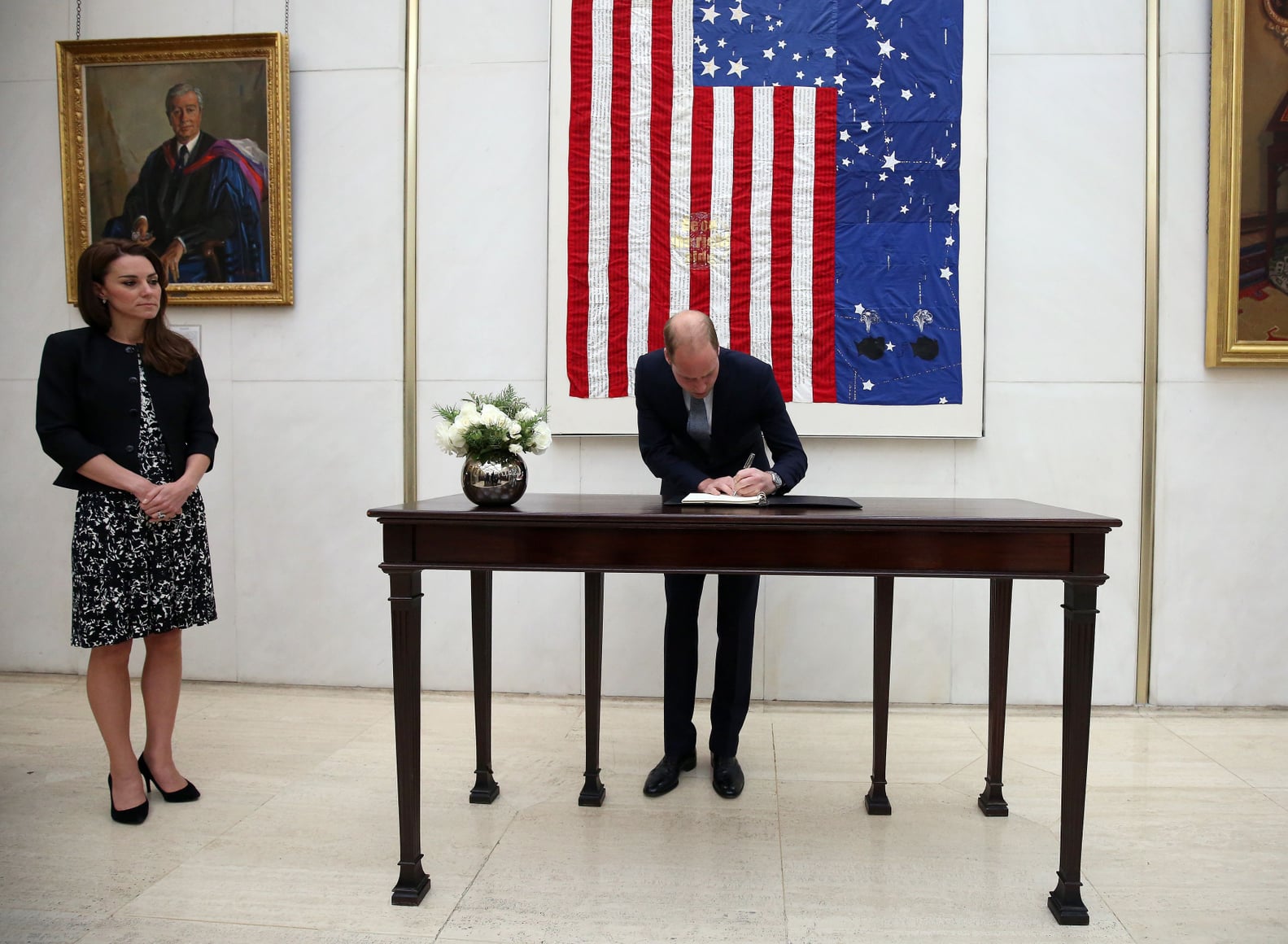 Kate Middleton Prince William Pay Respects Orlando Shooting | PS Celebrity