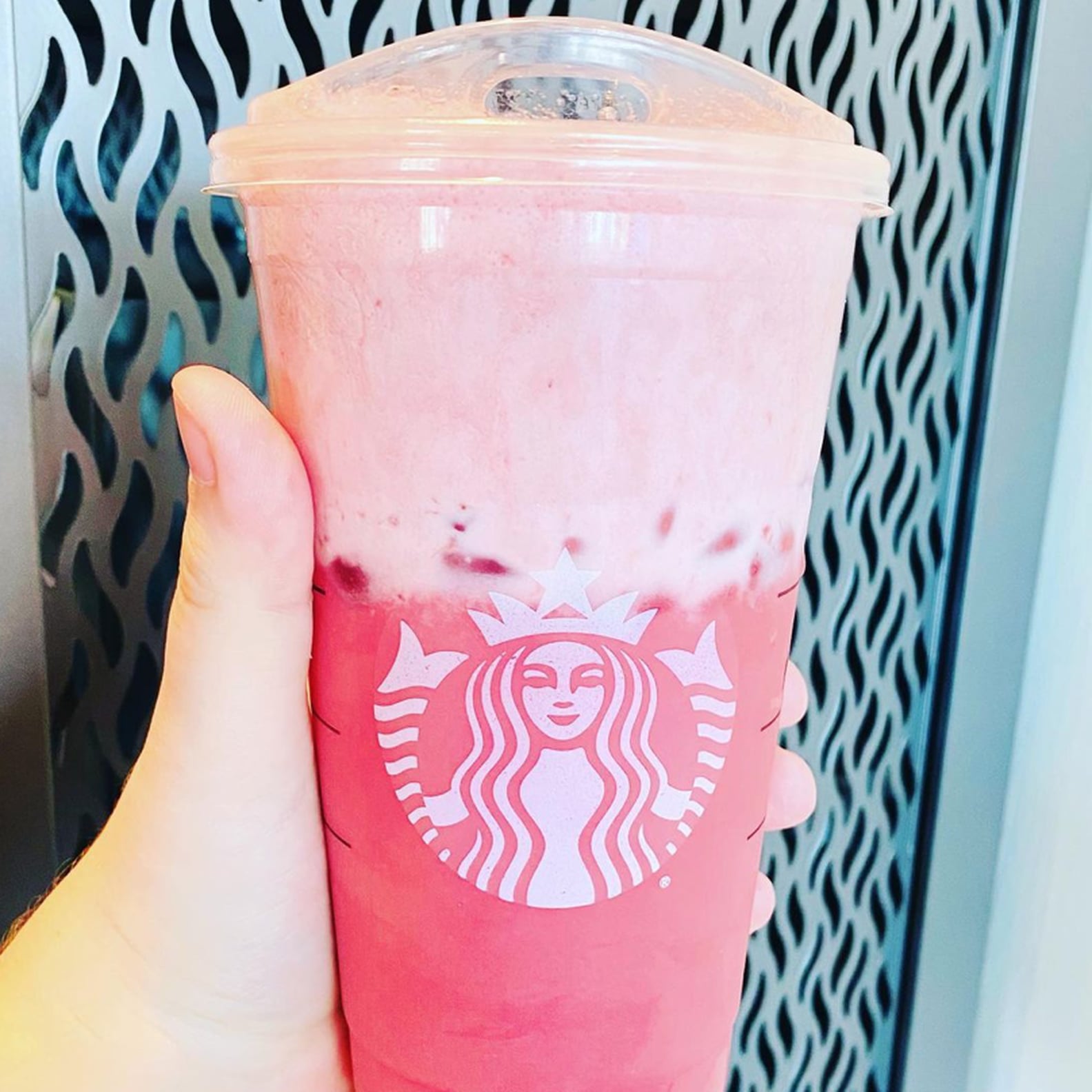 How to Order a Love on the Rocks Iced Tea at Starbucks | PS Food