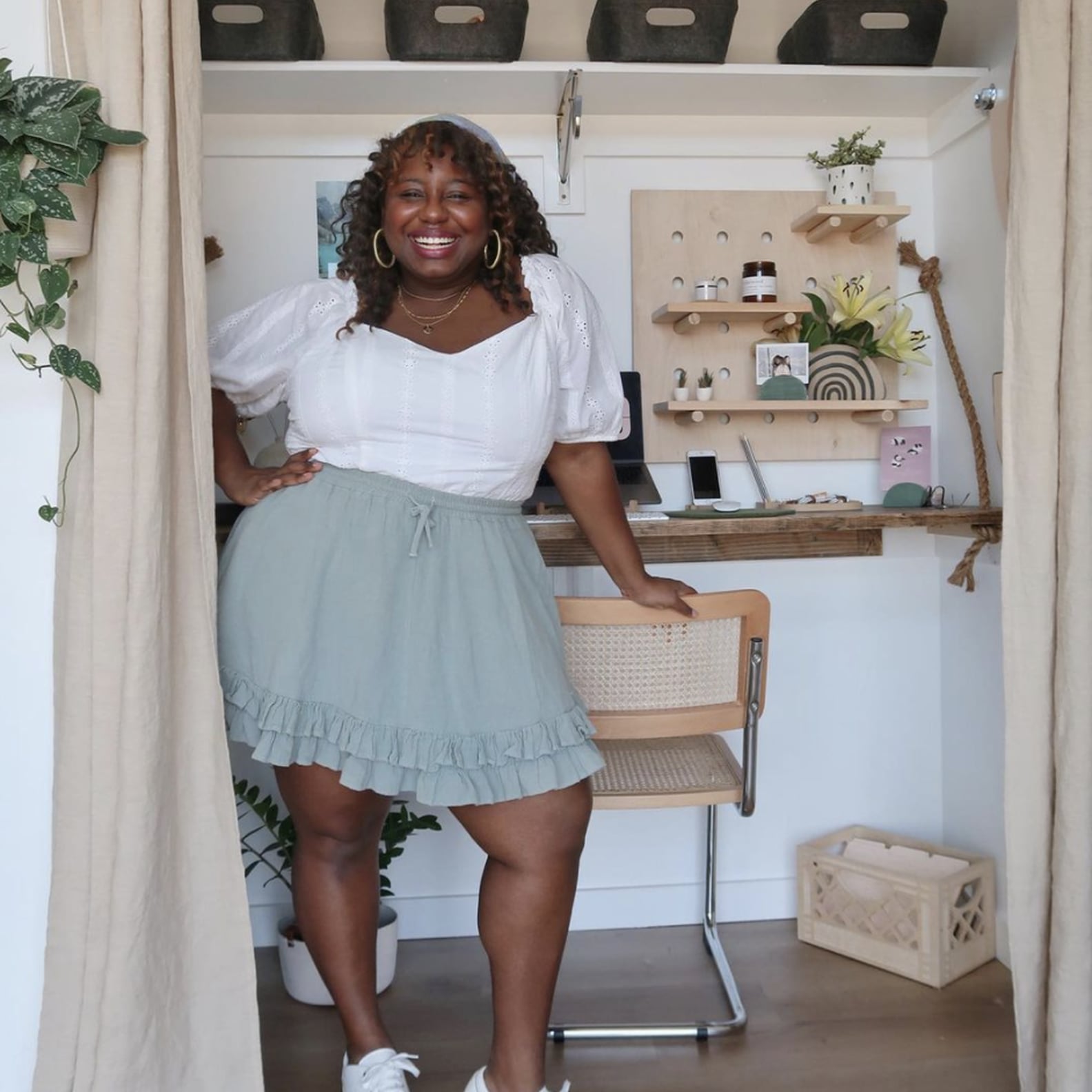 Influencer Janea Brown Shares Her Cloffice Picks From Etsy | PS Home