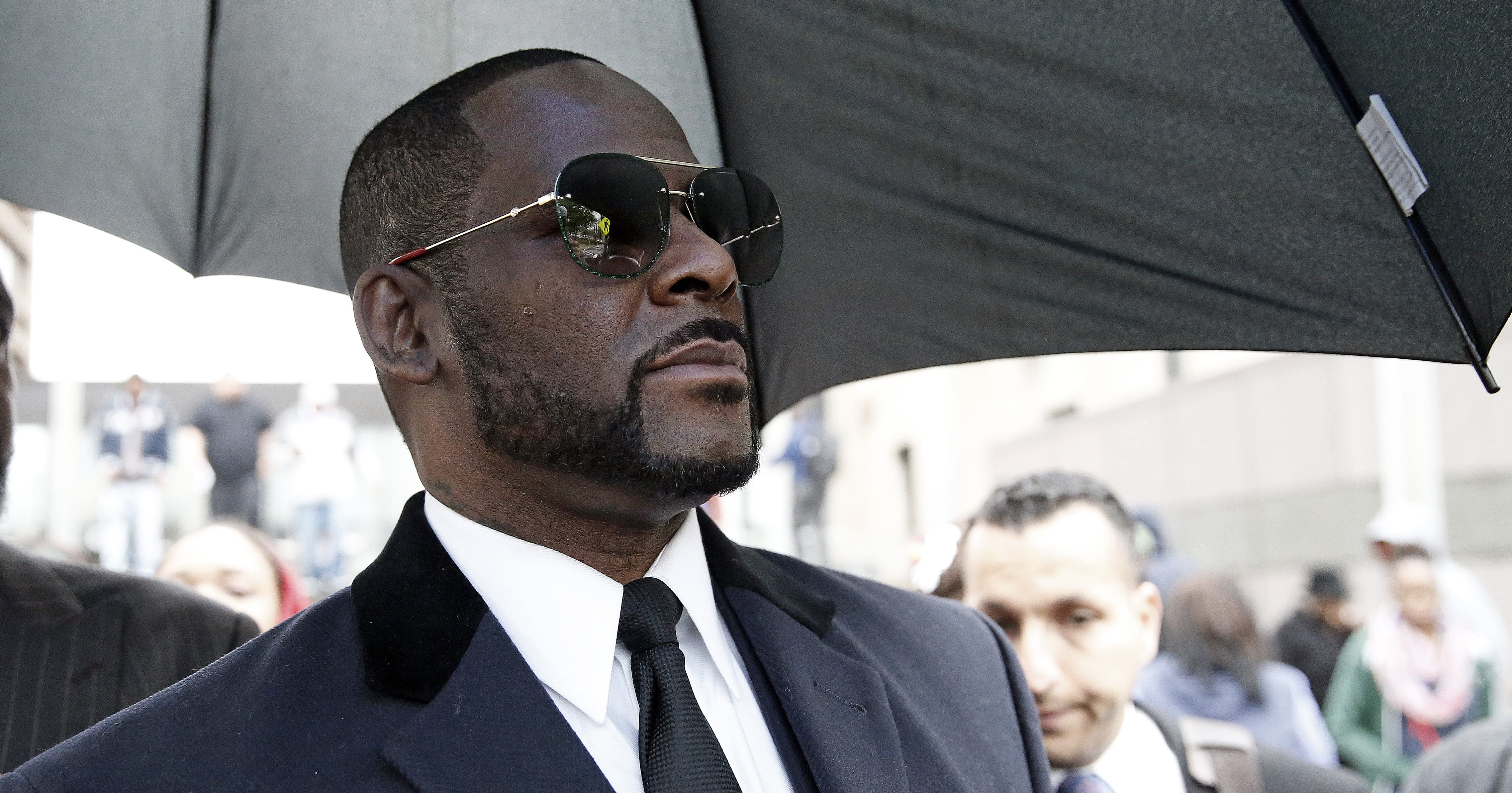 R. Kelly Receives 20-Year Concurrent Sentence For Child Porn | PS Celebrity