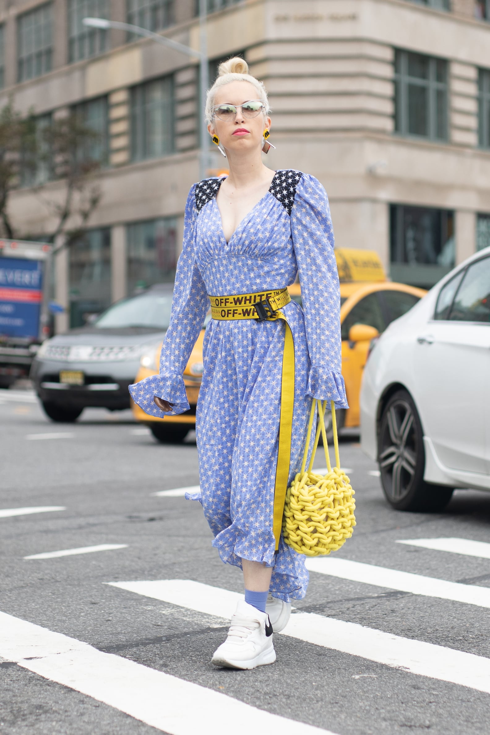 How to Actually Wear That Super-Trendy Off-White Belt | PS Fashion