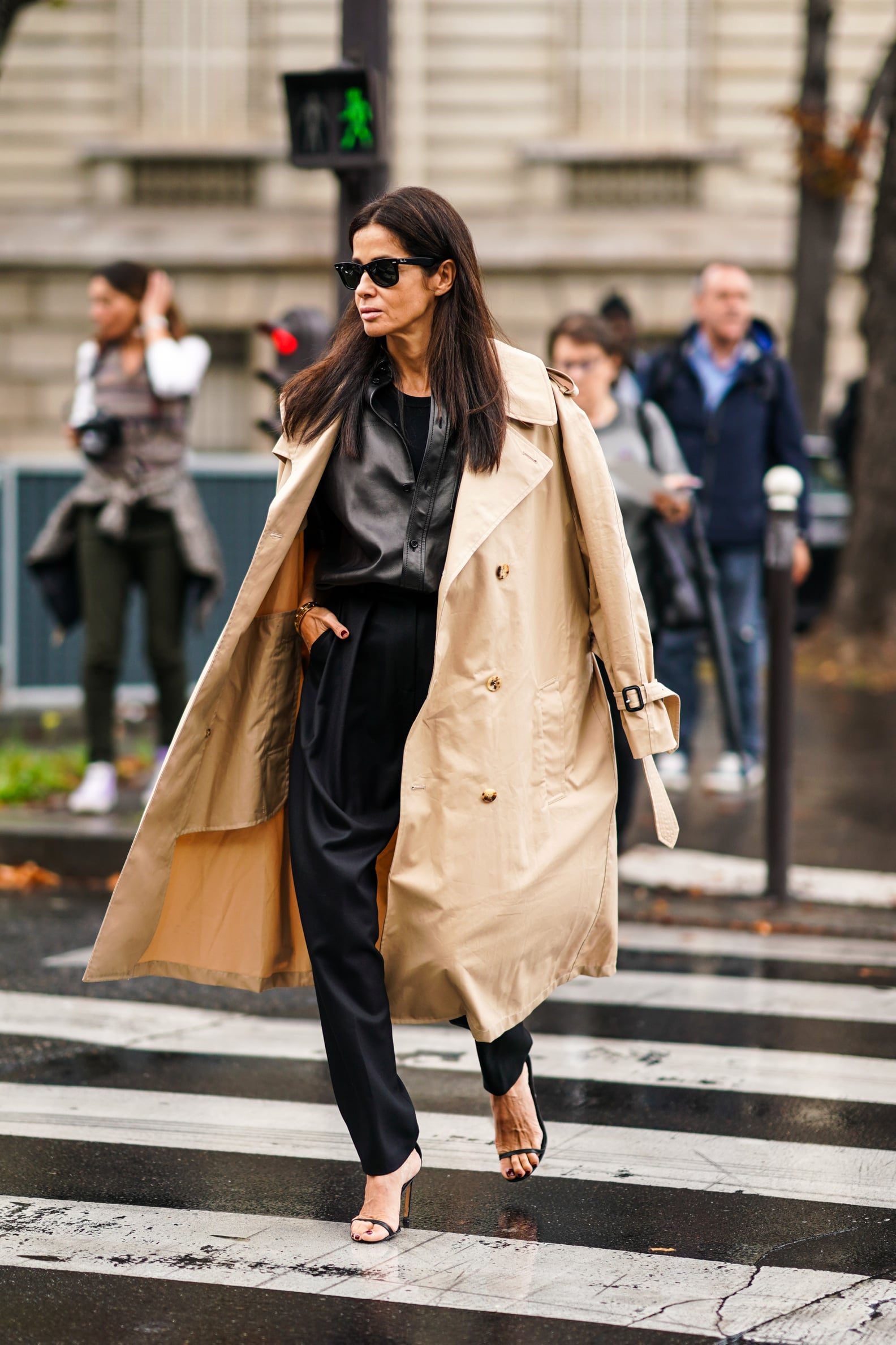 Fall Essentials Every Woman Needs in Her Closet This Year | PS Fashion
