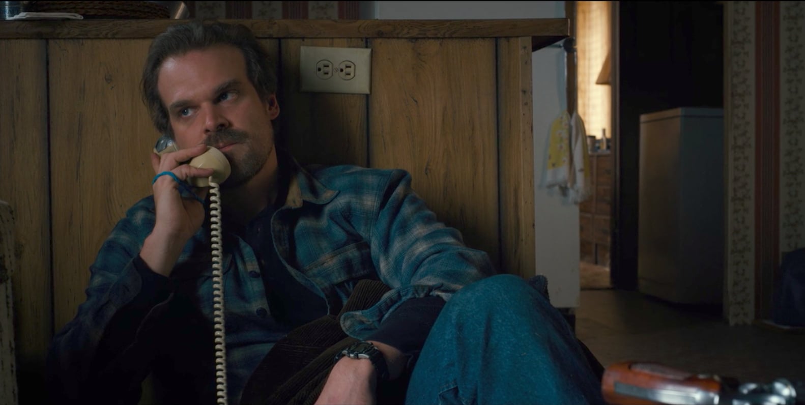 Hot Pictures of Jim Hopper on Stranger Things | PS Entertainment