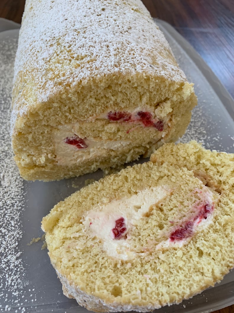 Vanilla Swiss Roll Cake Recipe With Pictures | PS Food