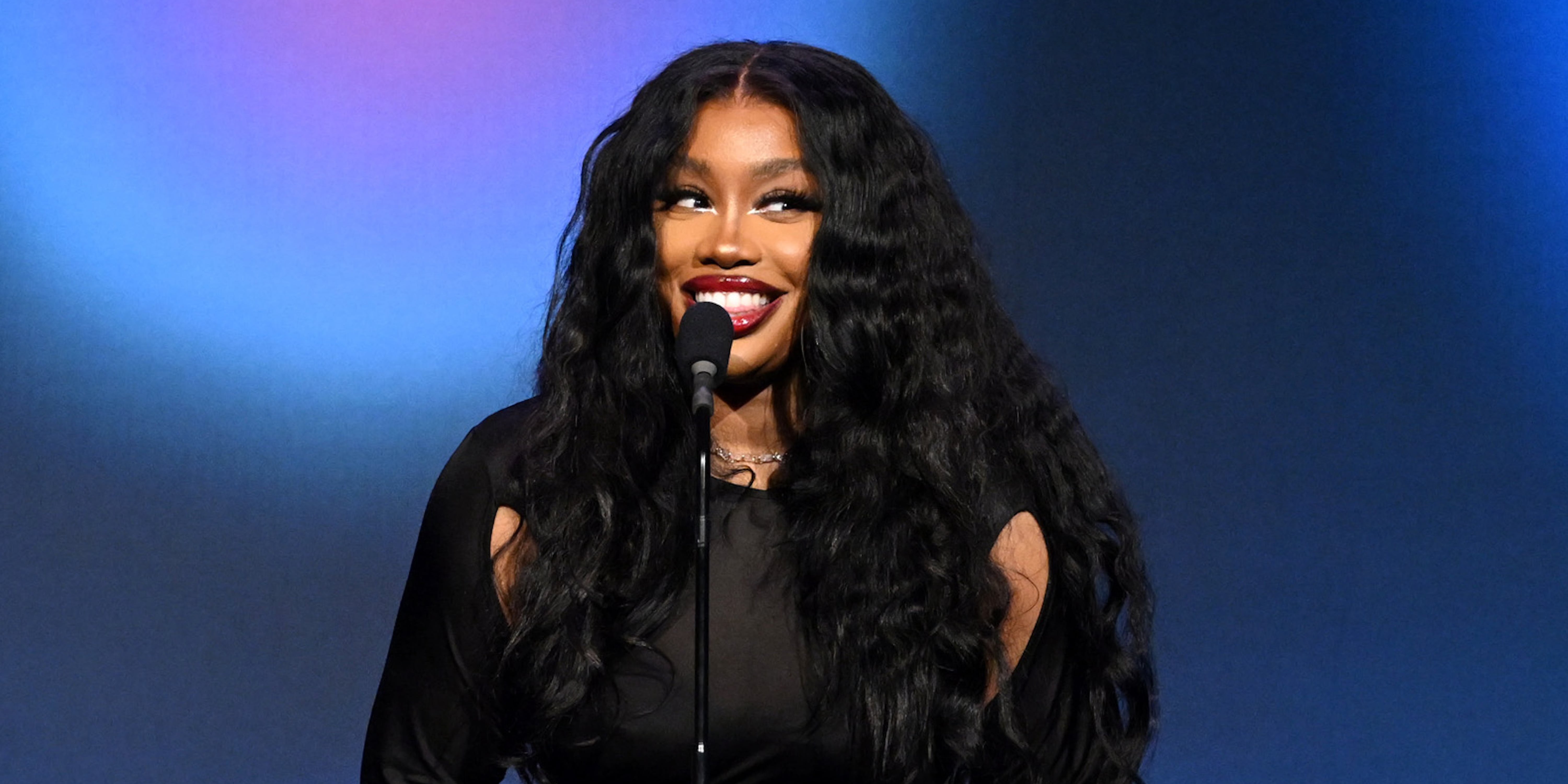 Watch SZA's 5-Word Webby Awards Acceptance Speech | POPSUGAR Entertainment