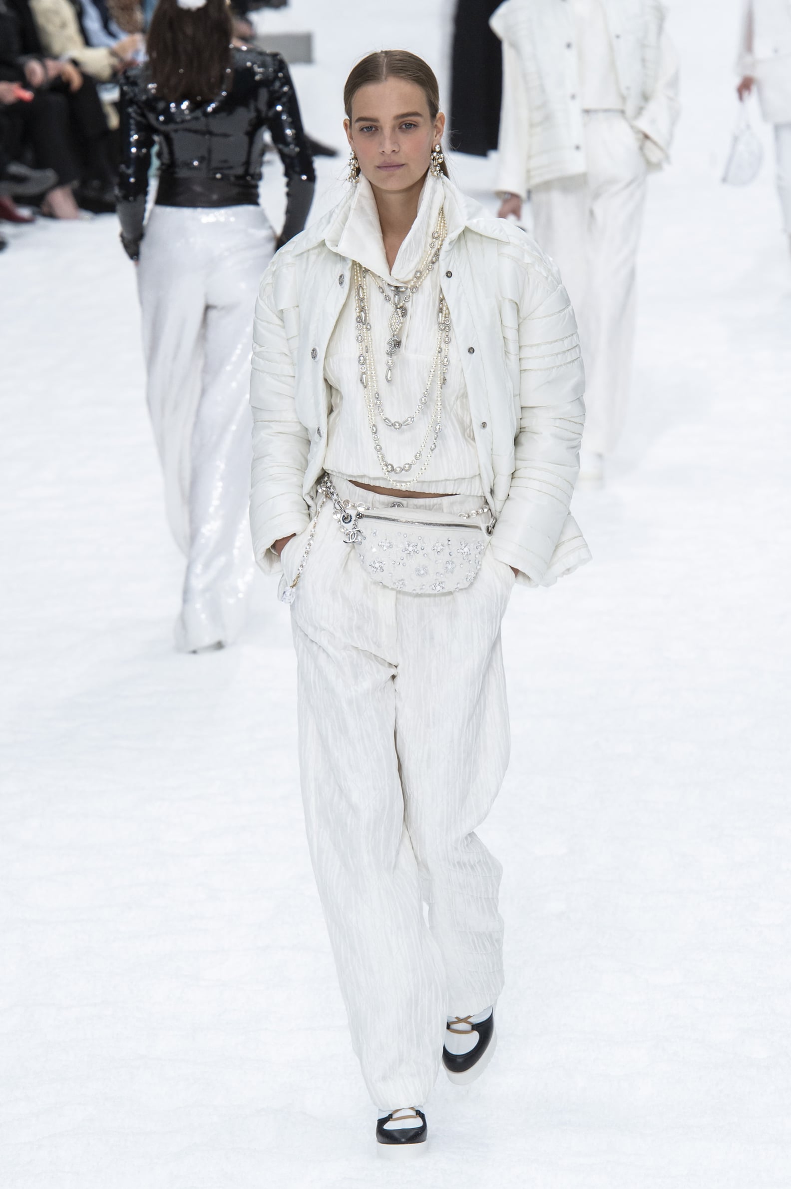 Chanel Fall 2019 Runway Pictures | PS Fashion