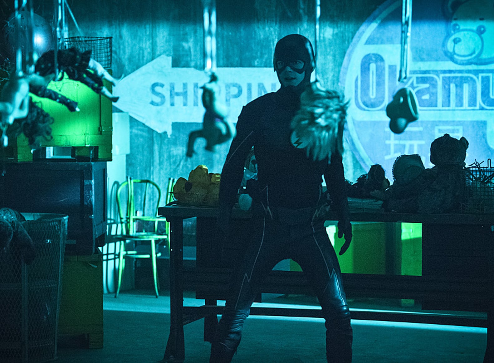 Arrow and The Flash Holiday Episode Pictures 2015 | PS Entertainment