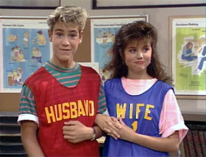 Kelly Kapowski Pictures | PS Celebrity