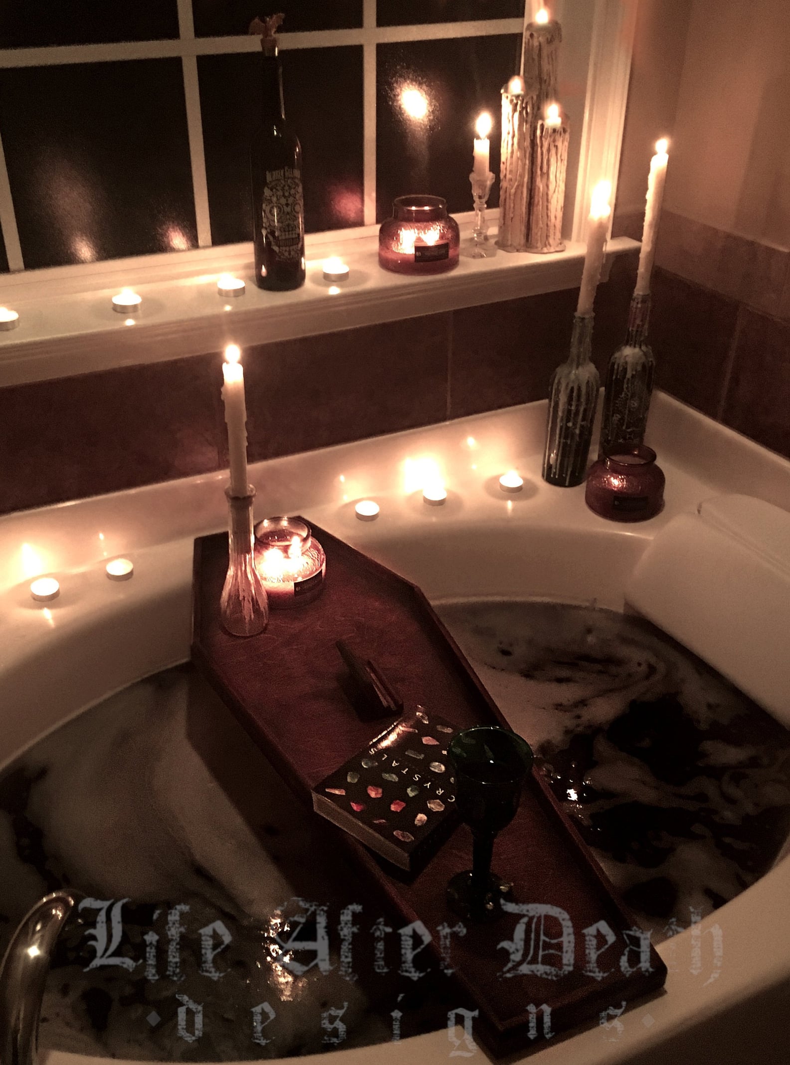 Coffin-Shaped Bath Tray | PS Beauty