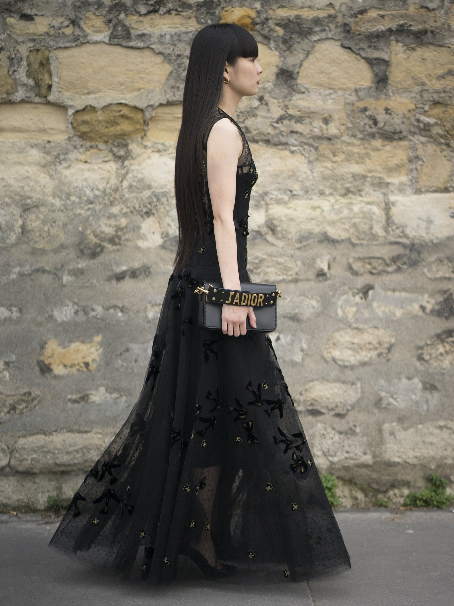 How to Wear a Clutch | PS Fashion