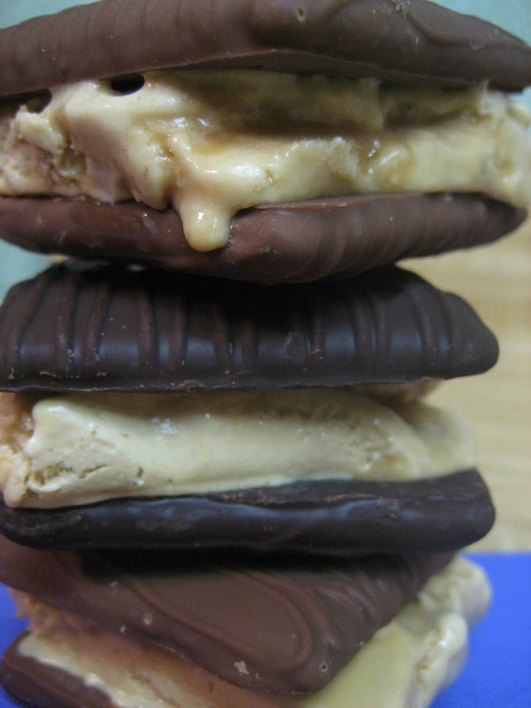 Dulce De Leche Ice Cream & Choco Covered Graham Cracker Sandwiches