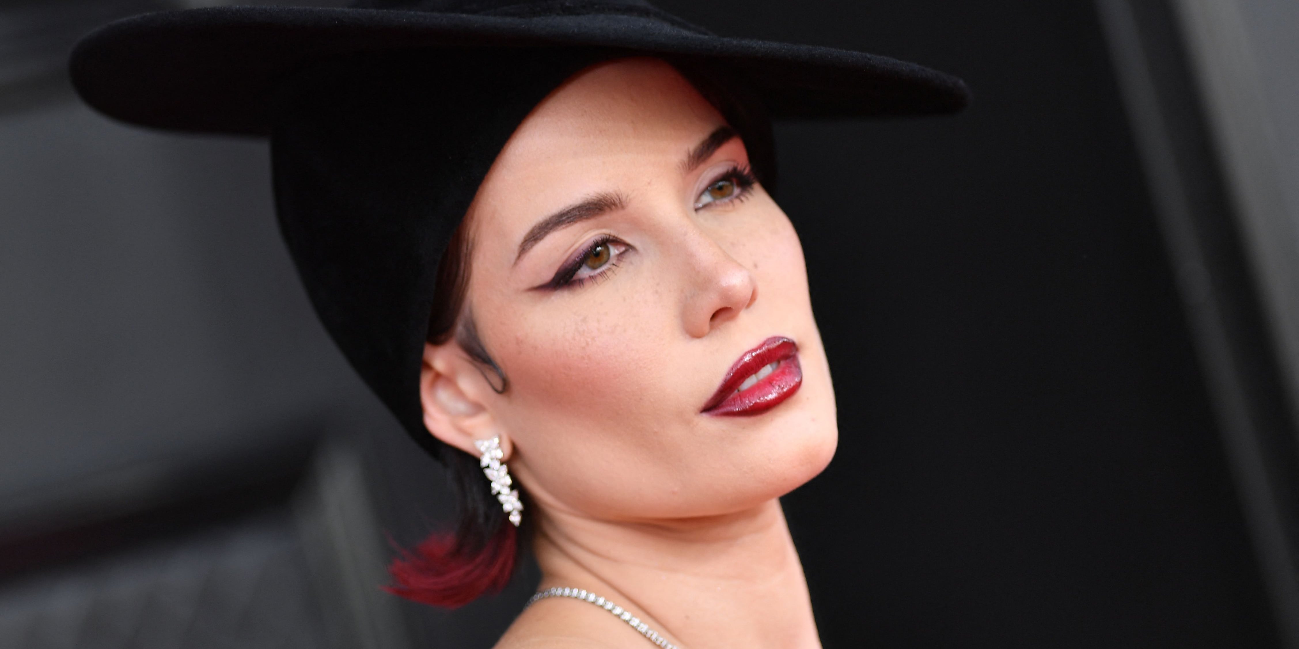 Halsey Kicks Off New Tour With Pro-Choice Statement | PS Celebrity