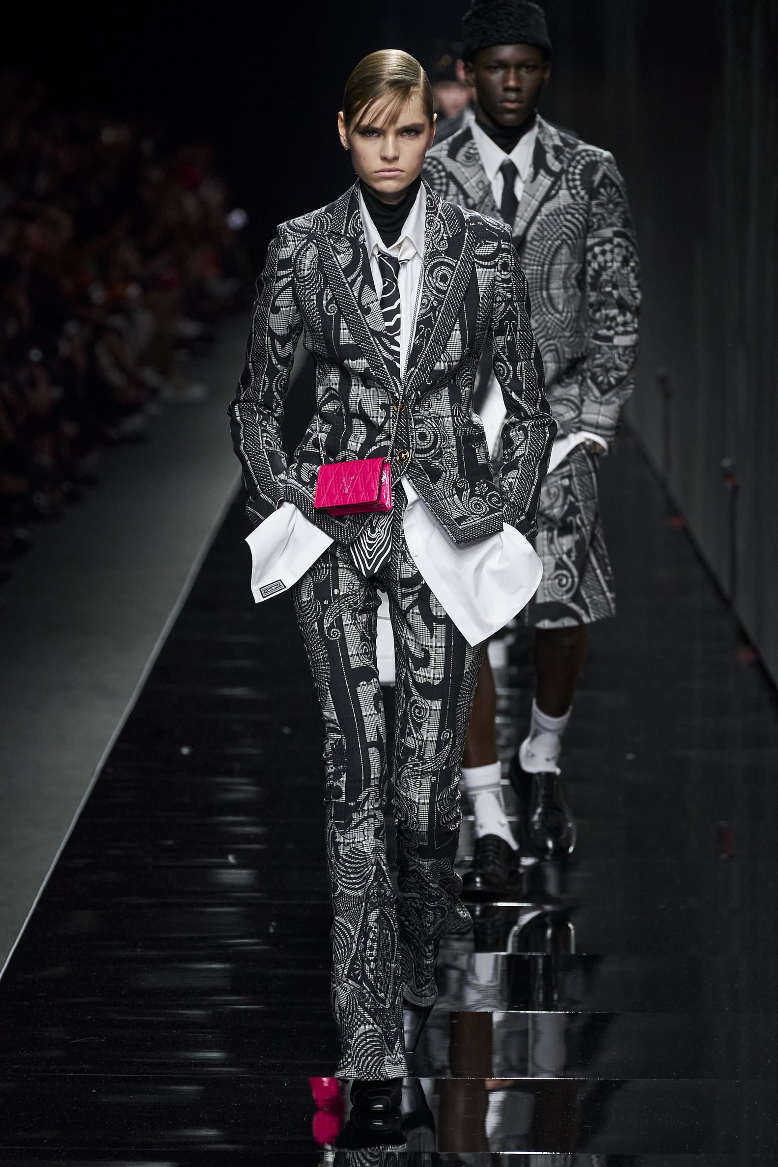 Versace's Fall/Winter 2020 Runway Show at Milan Fashion Week | PS Fashion