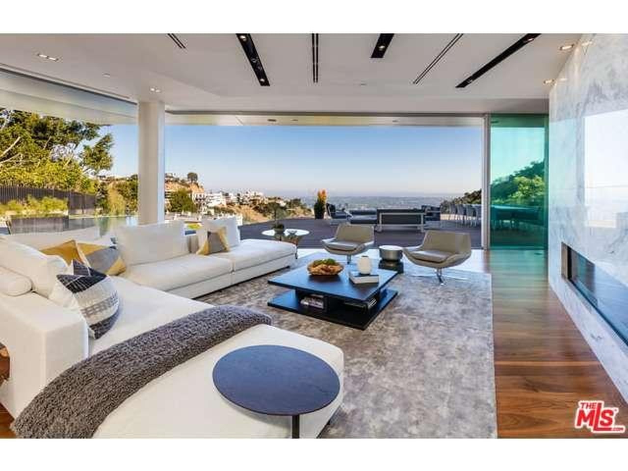 Brittany Murphy's House Is For Sale | PS Home