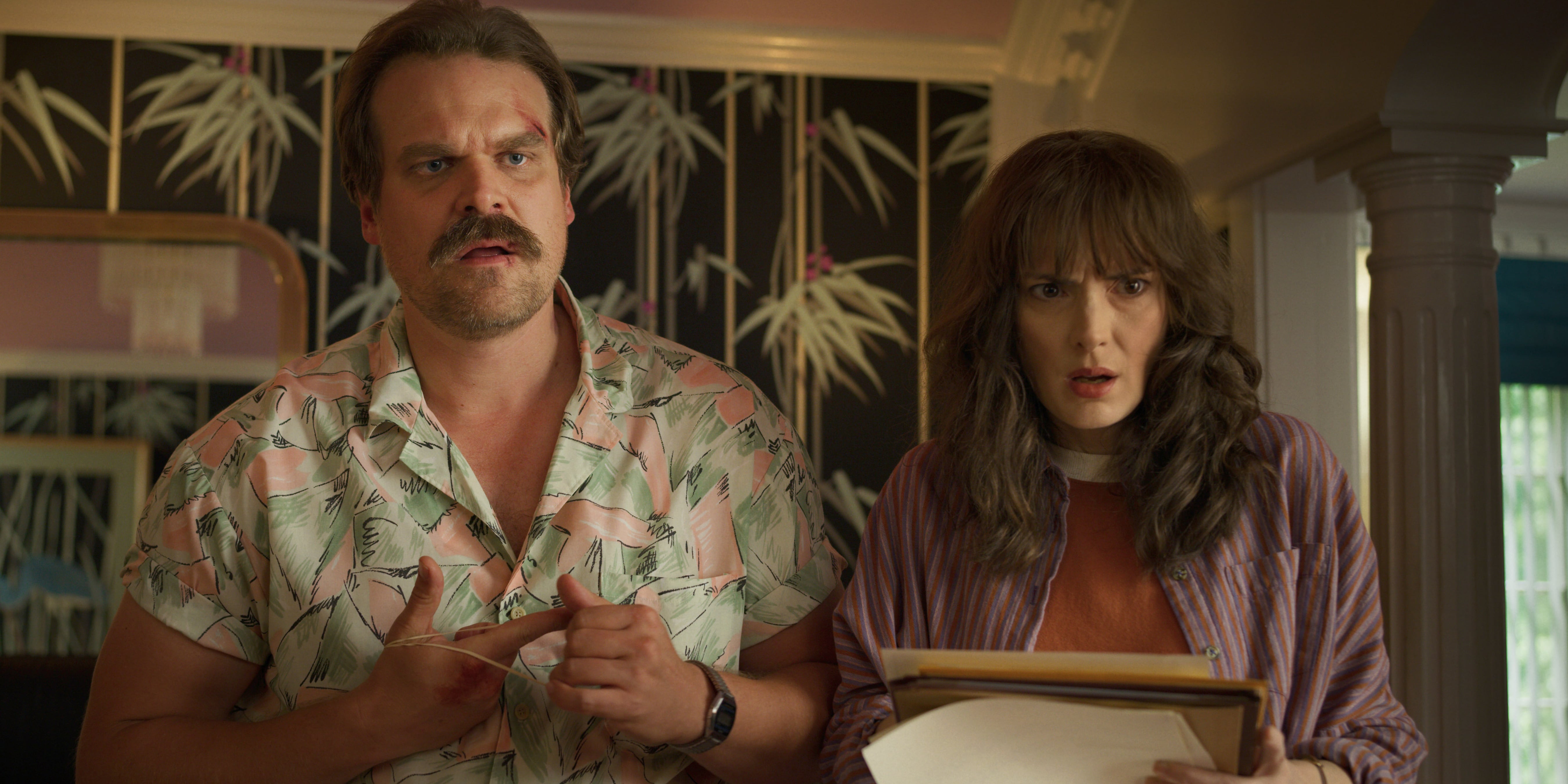 Funny Tweets Memes About Jim Hopper's Shirt Stranger Things | PS ...