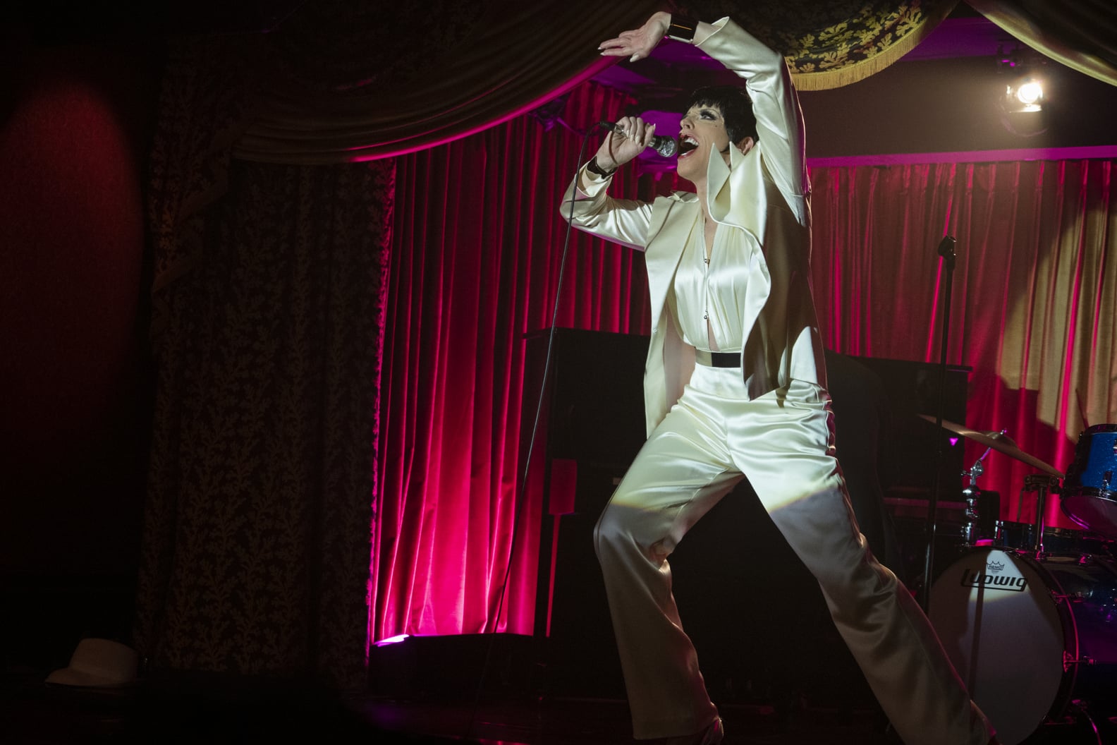 GLOW Season 3 Recap | POPSUGAR Entertainment