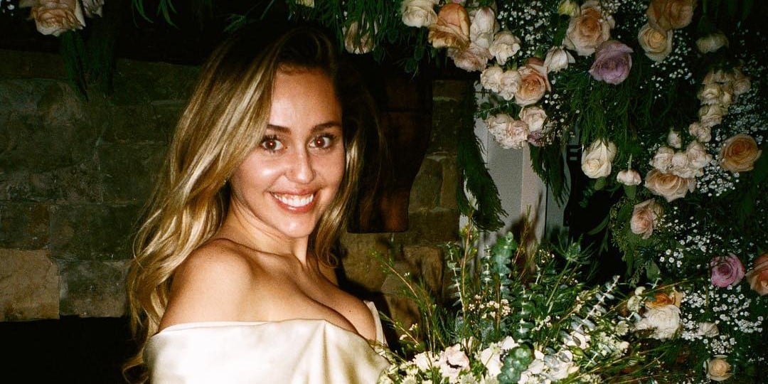 Miley Cyrus Wedding Dress | PS Fashion