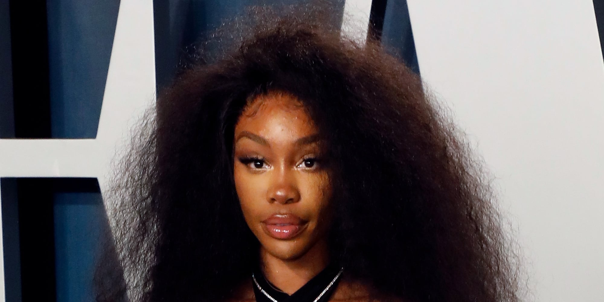 SZA Reveals Blunt Bangs on Instagram | PS Beauty