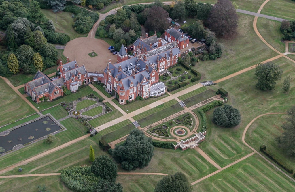 Where Bagshot Park Where Does The Royal Family Live POPSUGAR
